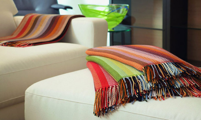 Qu’est-ce qu’un Plaid ? · Définition Histoire & Usages des Plaids